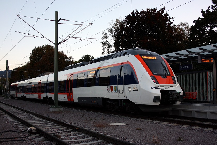 442 151-5 / ET 151 der Südwestdeutschen Verkehrs AG SWEG auf www.fr-strab.de --- www.nahverkehr ...